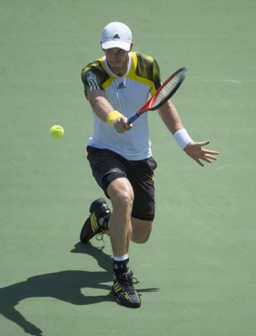 Hit a Killer Slice Backhand | Tennis View Magazine